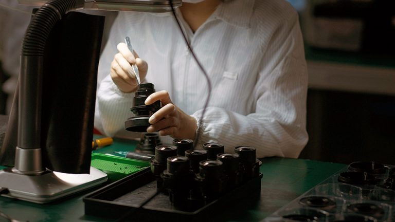 Custom Optical Lens Assembly & Design - Avantier