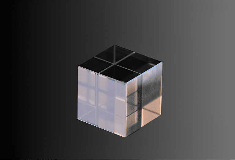 How Do Polarizing Beam Splitters Work? - Avantier Inc.