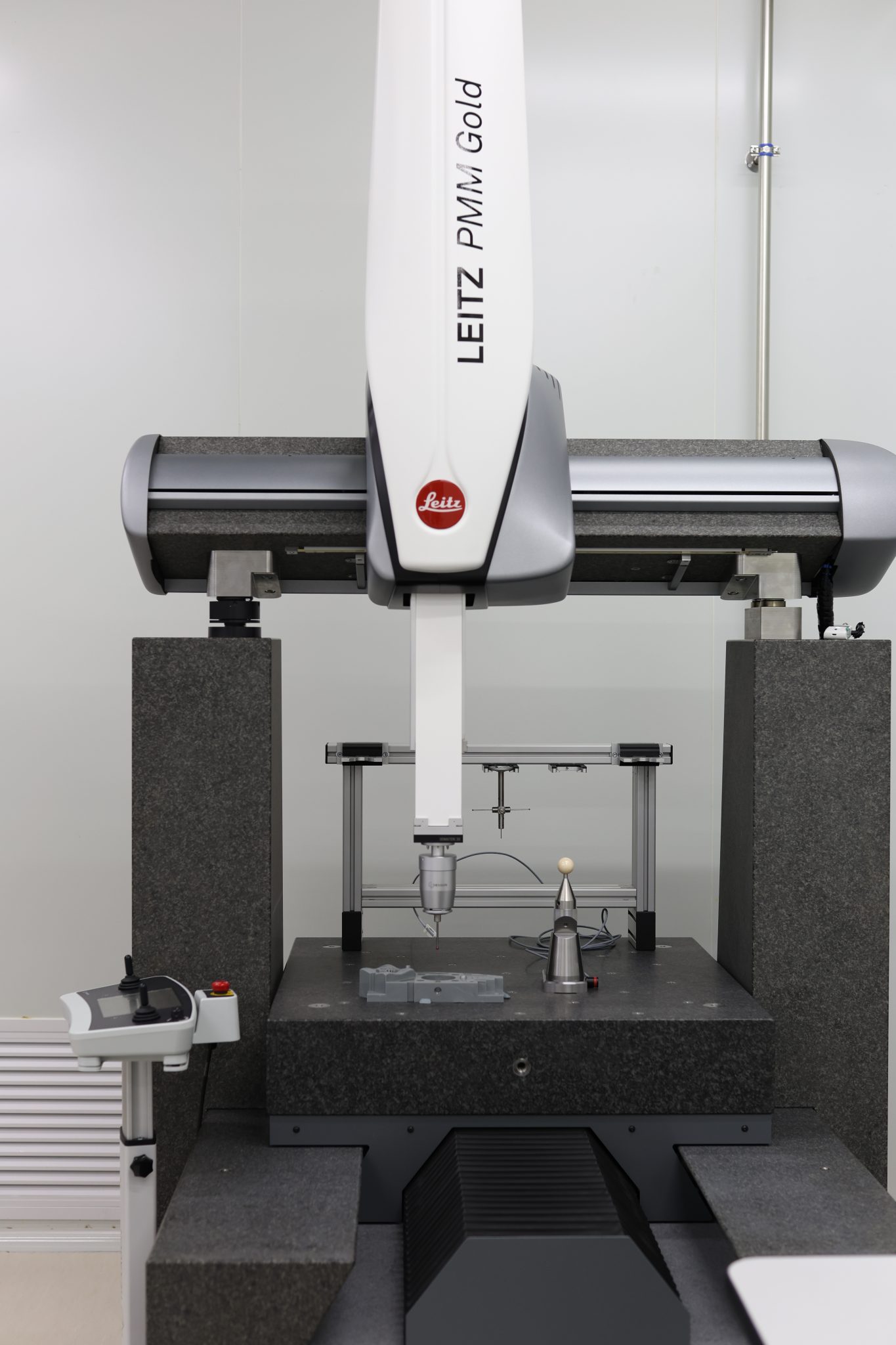 Optical Metrology Services - Avantier Inc.