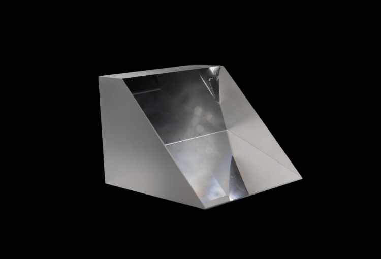 UV Fused Silica Right-Angle Prisms - Avantier Inc.