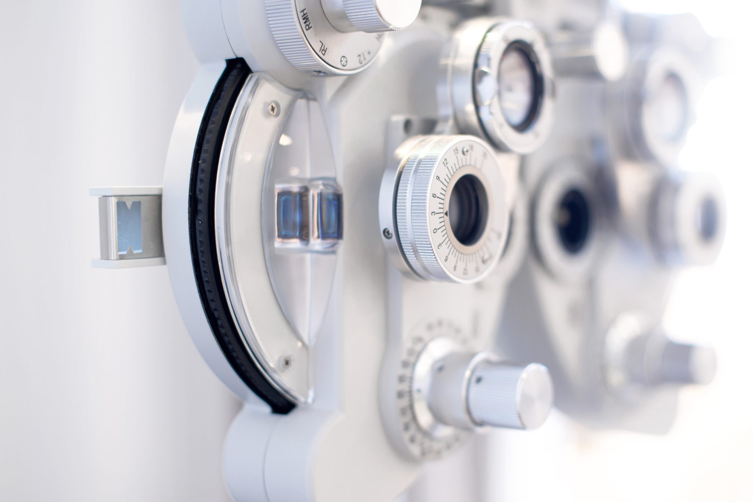 Ophthalmic Image Clarity with Two-Aspheric Cemented Lenses