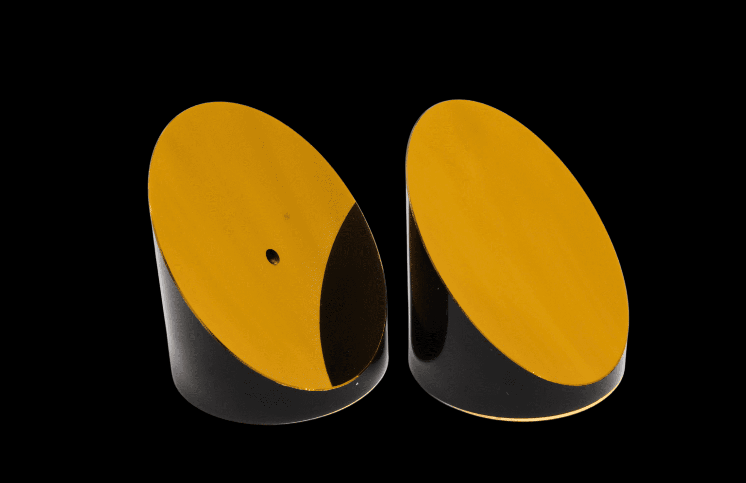 Off-Axis Parabolic Mirrors - Avantier Inc.