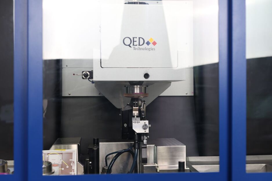 Precision Optical Polishing Techniques - Avantier Inc.